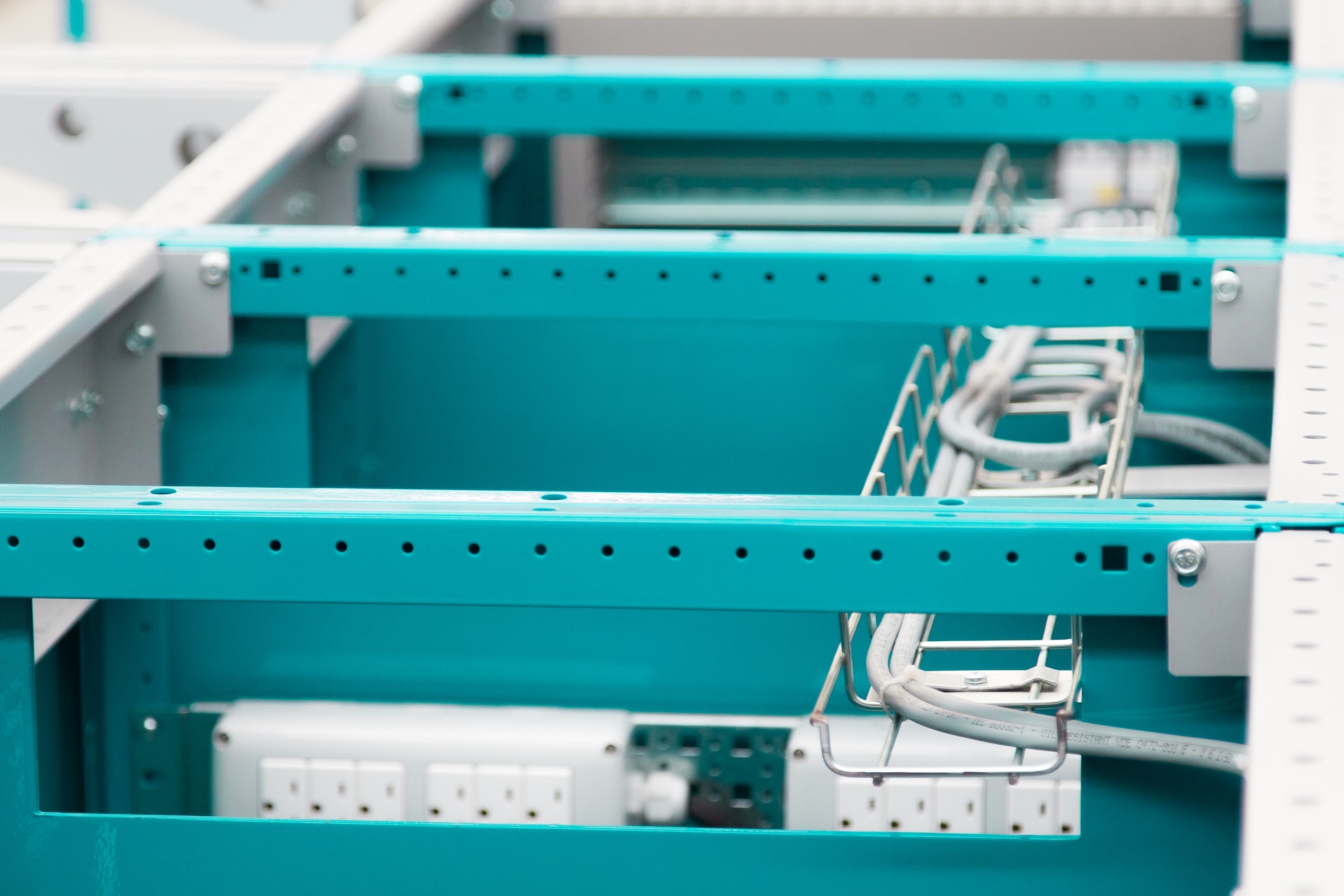 Control Console Series 2oooS | Control Center Interiors